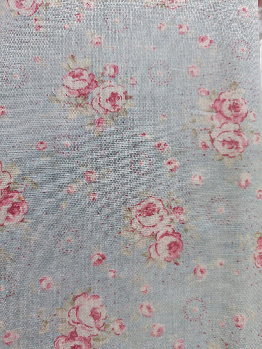 Durham cotton fabric by Lecien 9621B Roses on Light Blue – Rose Garden ...